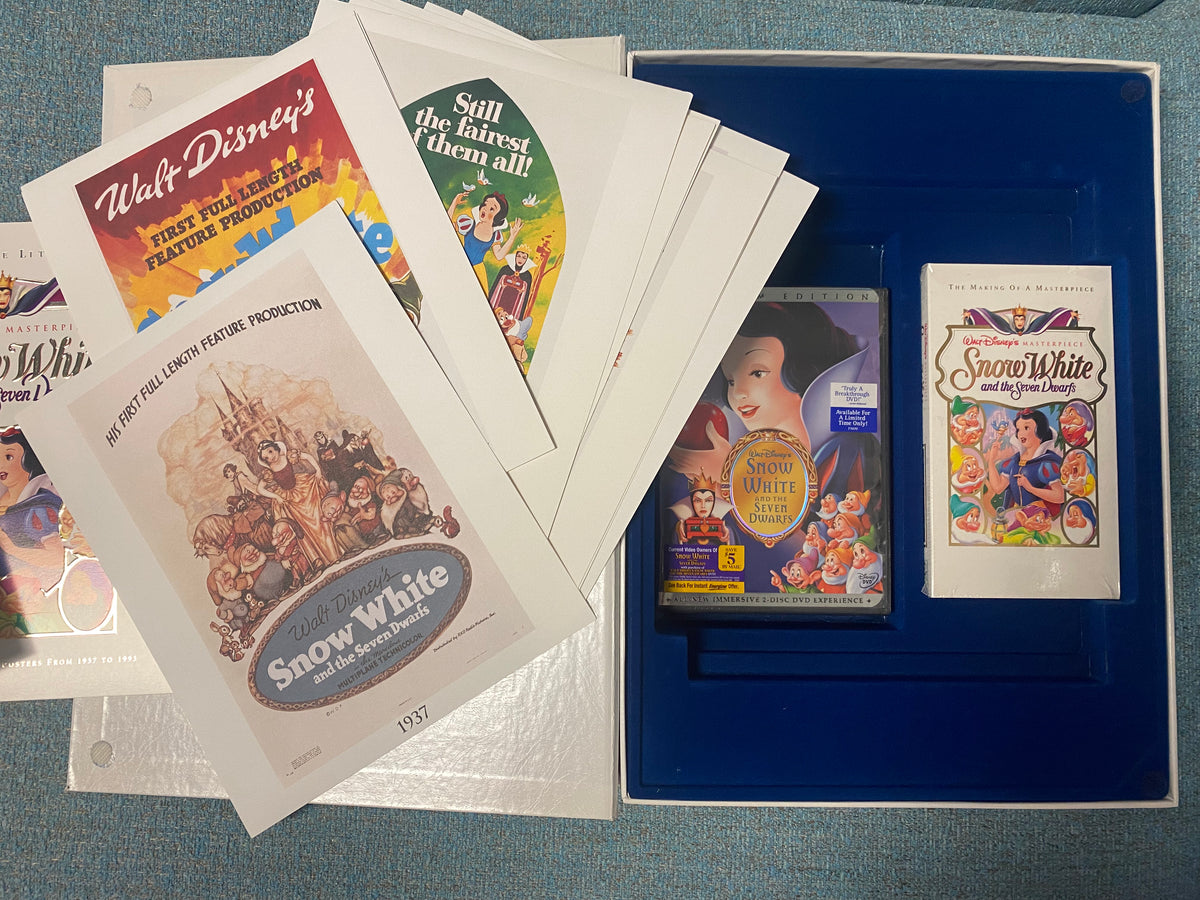 Walt Disney's Masterpiece Snow White Exclusive Deluxe Video Edition DV ...